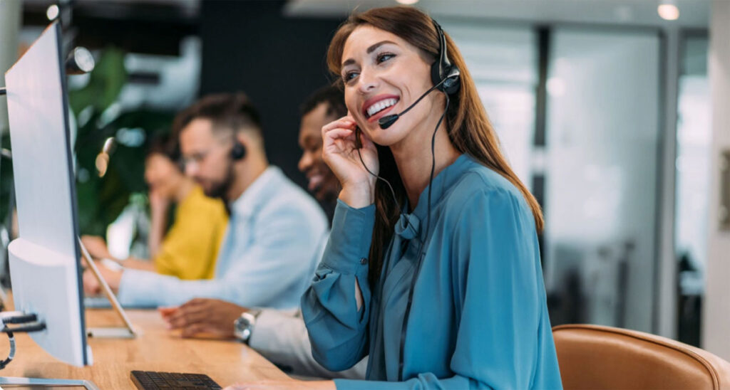 Ultimate Guide to AI-driven Contact Centers | DATAMARK, Inc.